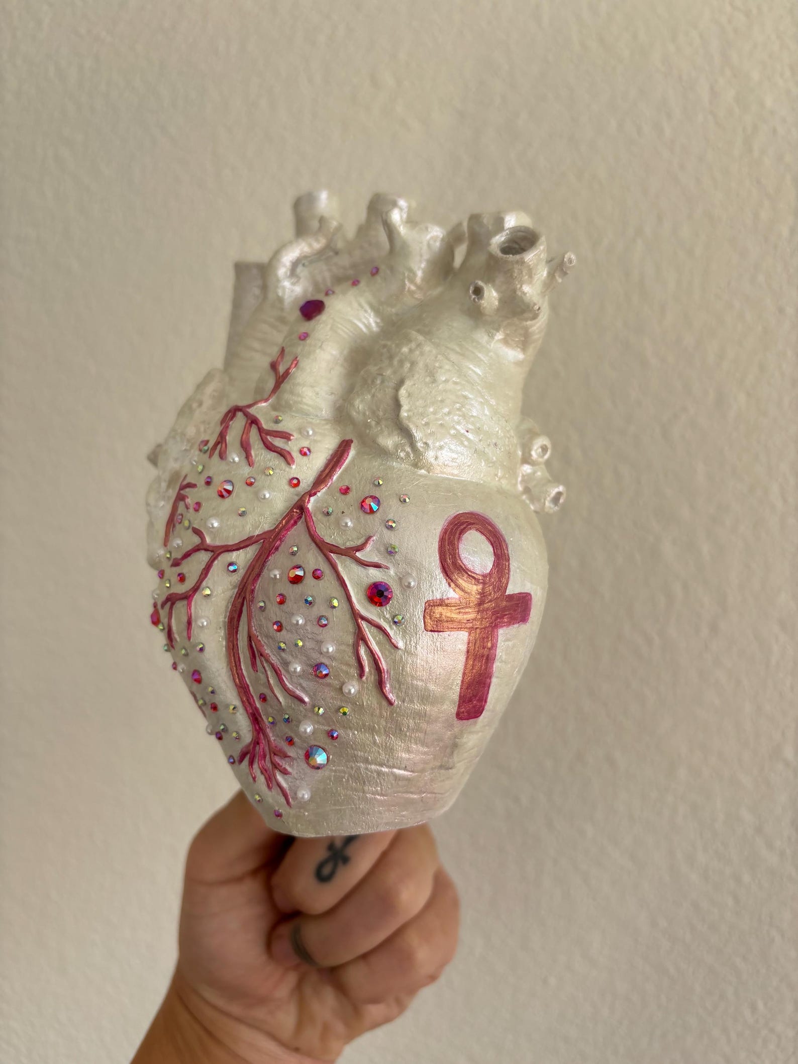 VENUS MYSTIC HEART Anatomical Heart Flower Vase Unique Art Piece ...