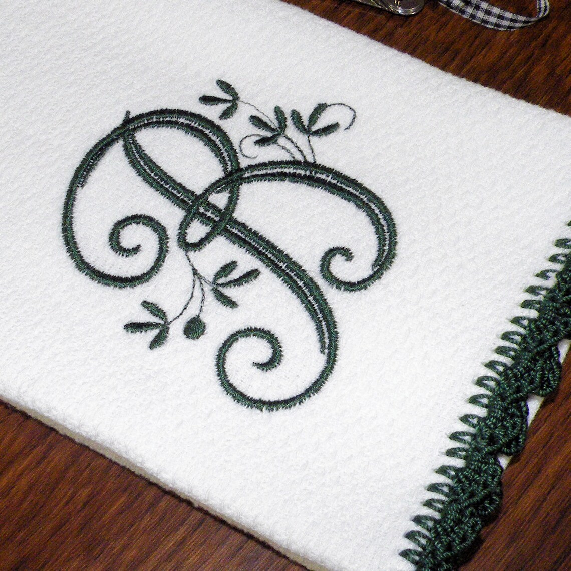 Monogrammed Kitchen Towel, Monogrammed Dish Towel Holly Green Crocheted ...