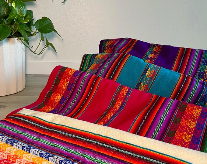 Beautiful Peruvian Blanket Frazada Colorfull Rug Tribal Wool Rug ...