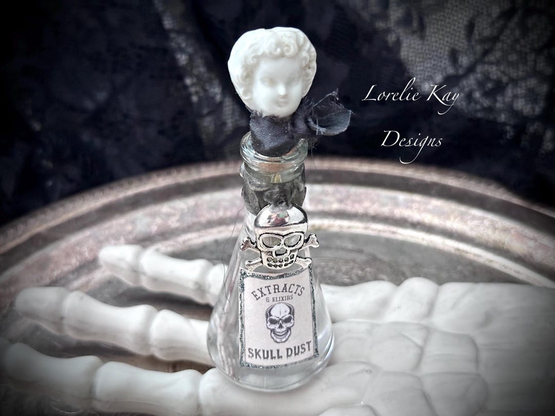 Skull Dust Miniature Potion Bottle Frozen Charlotte Halloween ...