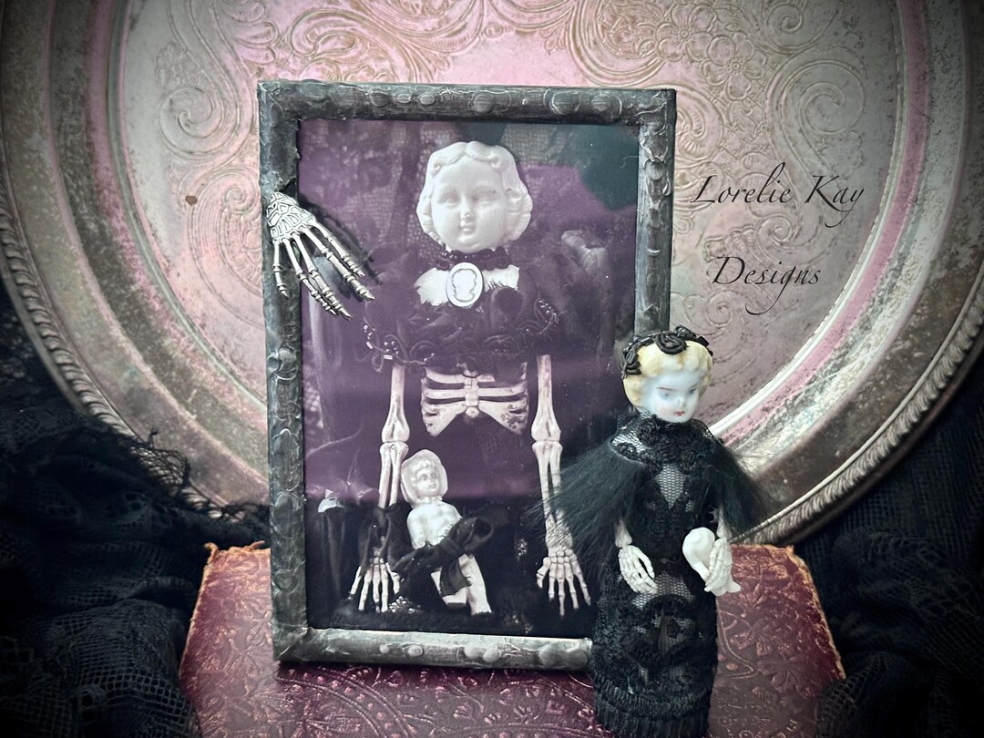 Frozen Charlotte Skeleton Picture Frame Gothic Halloween Soldered Frame ...