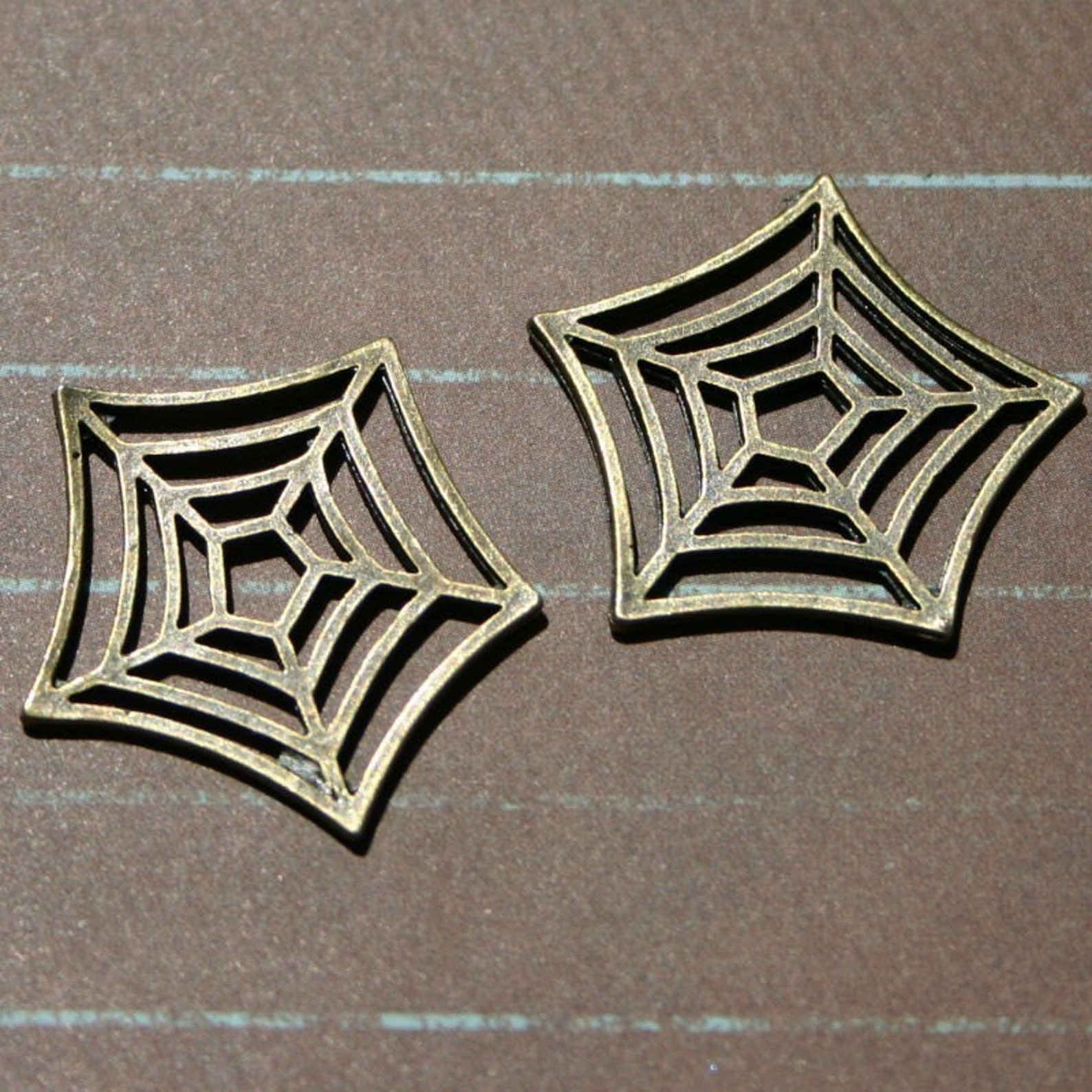 Pair 2 Pcs Antique Brass Spider Web Charms Spiderman Gothic Goth ...