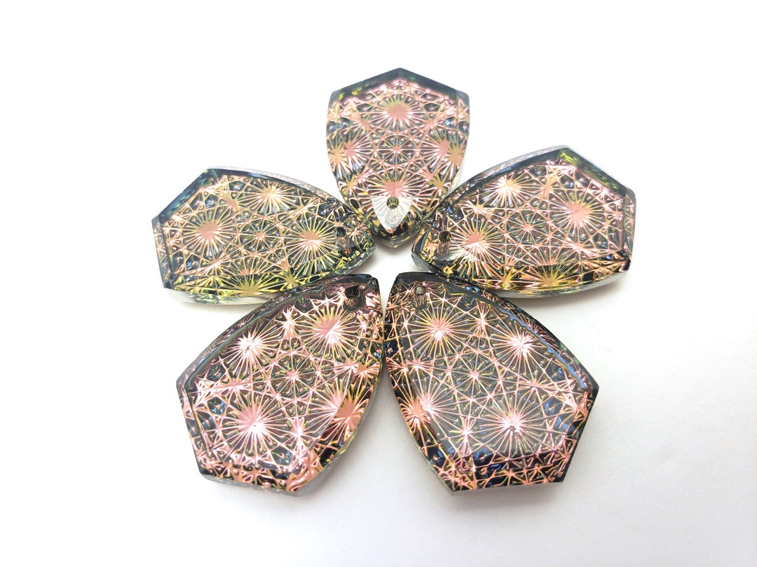 ONE (1) Pressed Glass Spider Web Kaleidoscope Shield Pendant Tabac ...