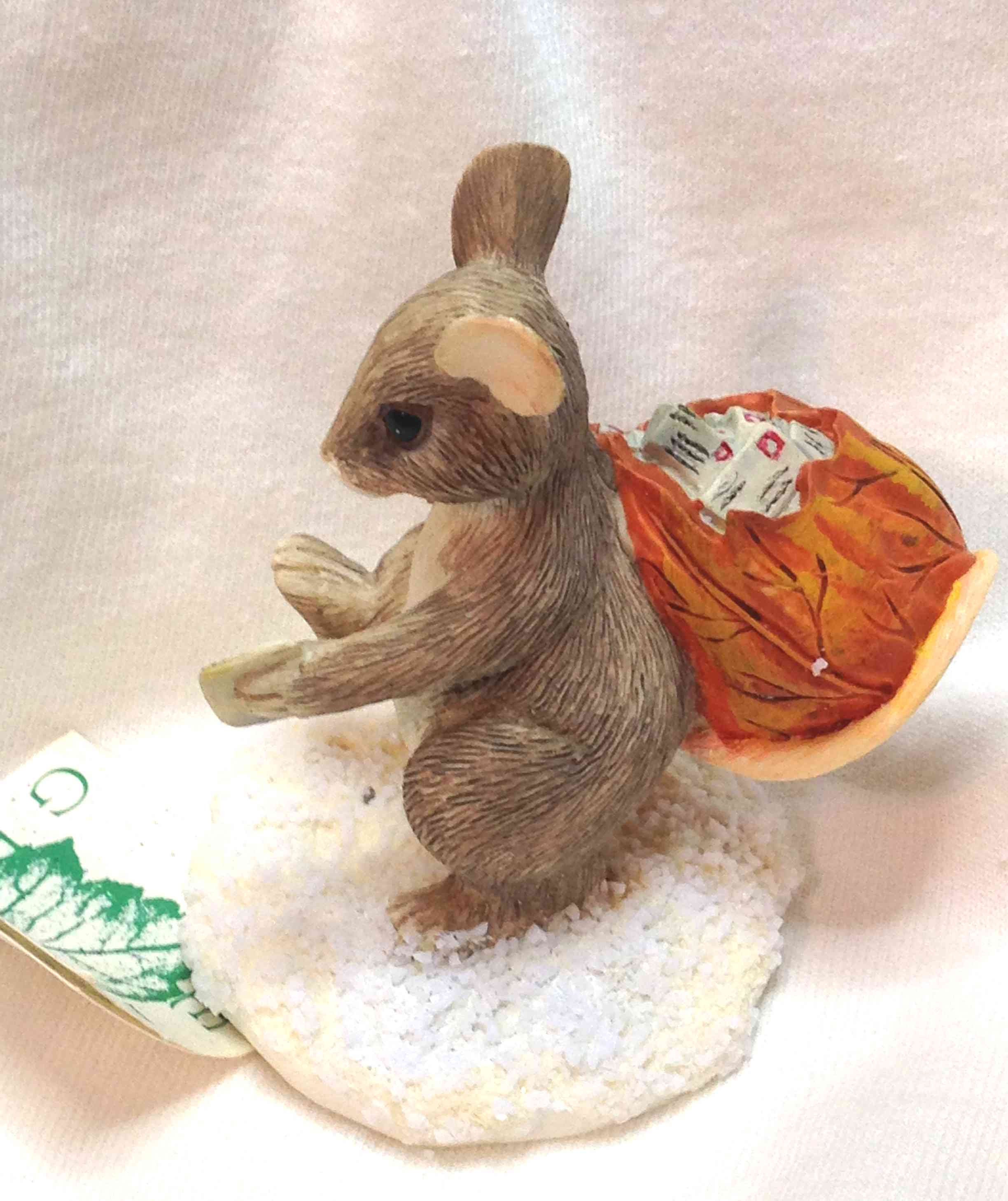 Mailman Figurine mail Mouse by Dean Griff for Silvestri/charming Tails ...