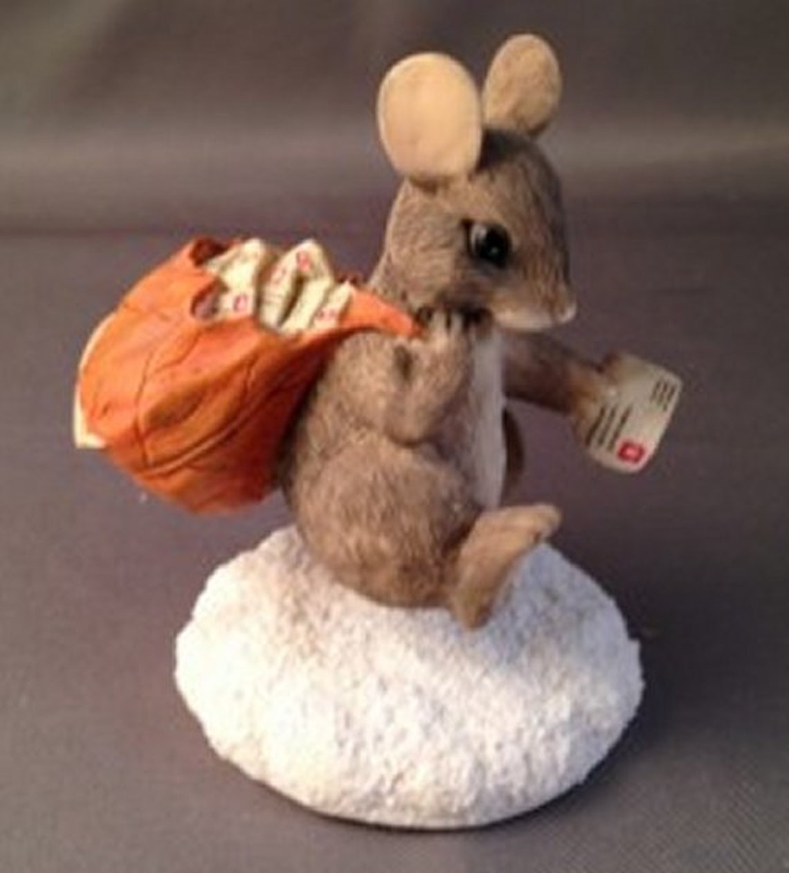 Mailman Figurine mail Mouse by Dean Griff for Silvestri/charming Tails ...