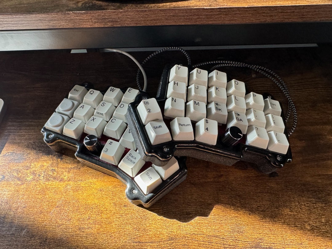 Custom Ergonomic Split Hotswap Keyboard ABS or Resin QMK or ZMK ...