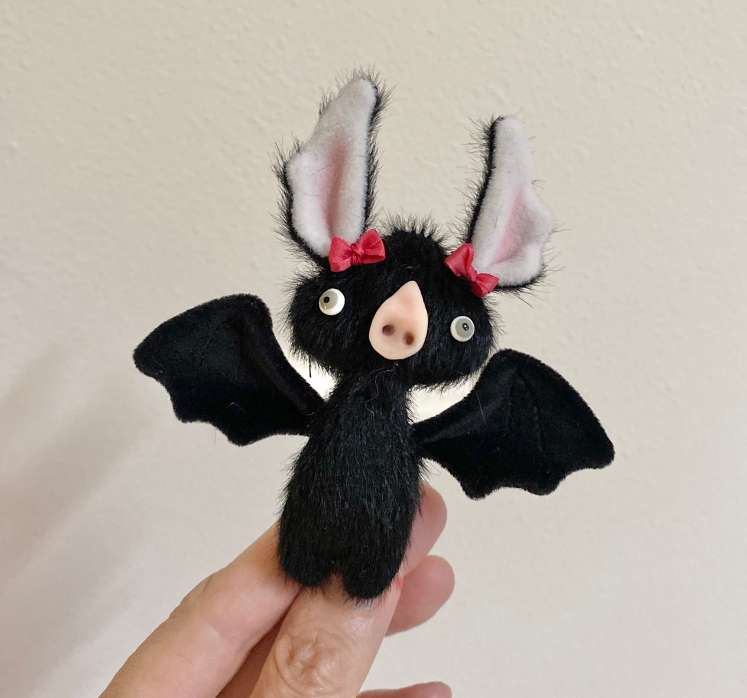 Bat Baby in Black Velvet Spooky Toy MADE-TO-ORDER - Etsy Canada