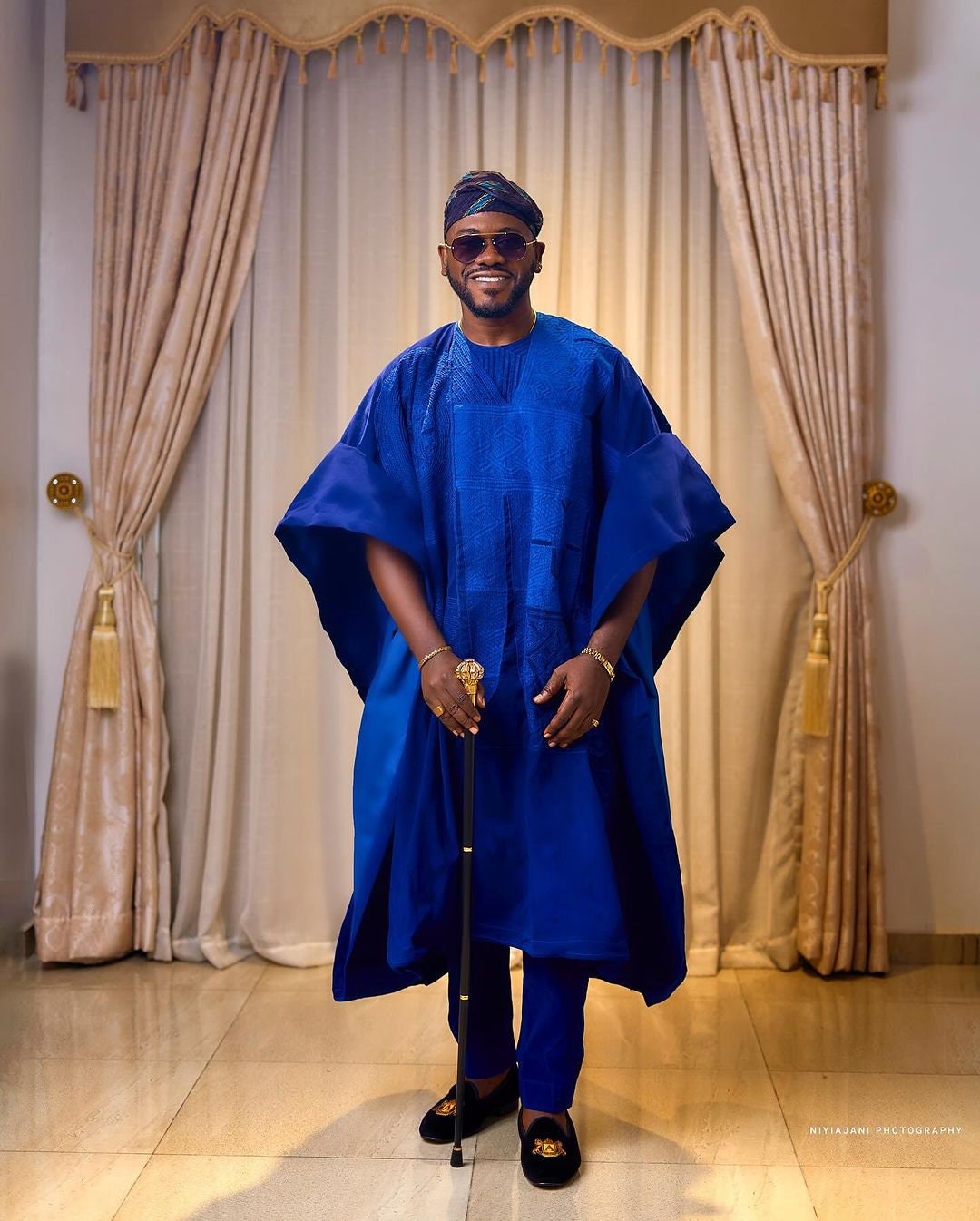 Regal African Mens Traditional Attire, Luxury Velvet Agbada Mens Outfit ...