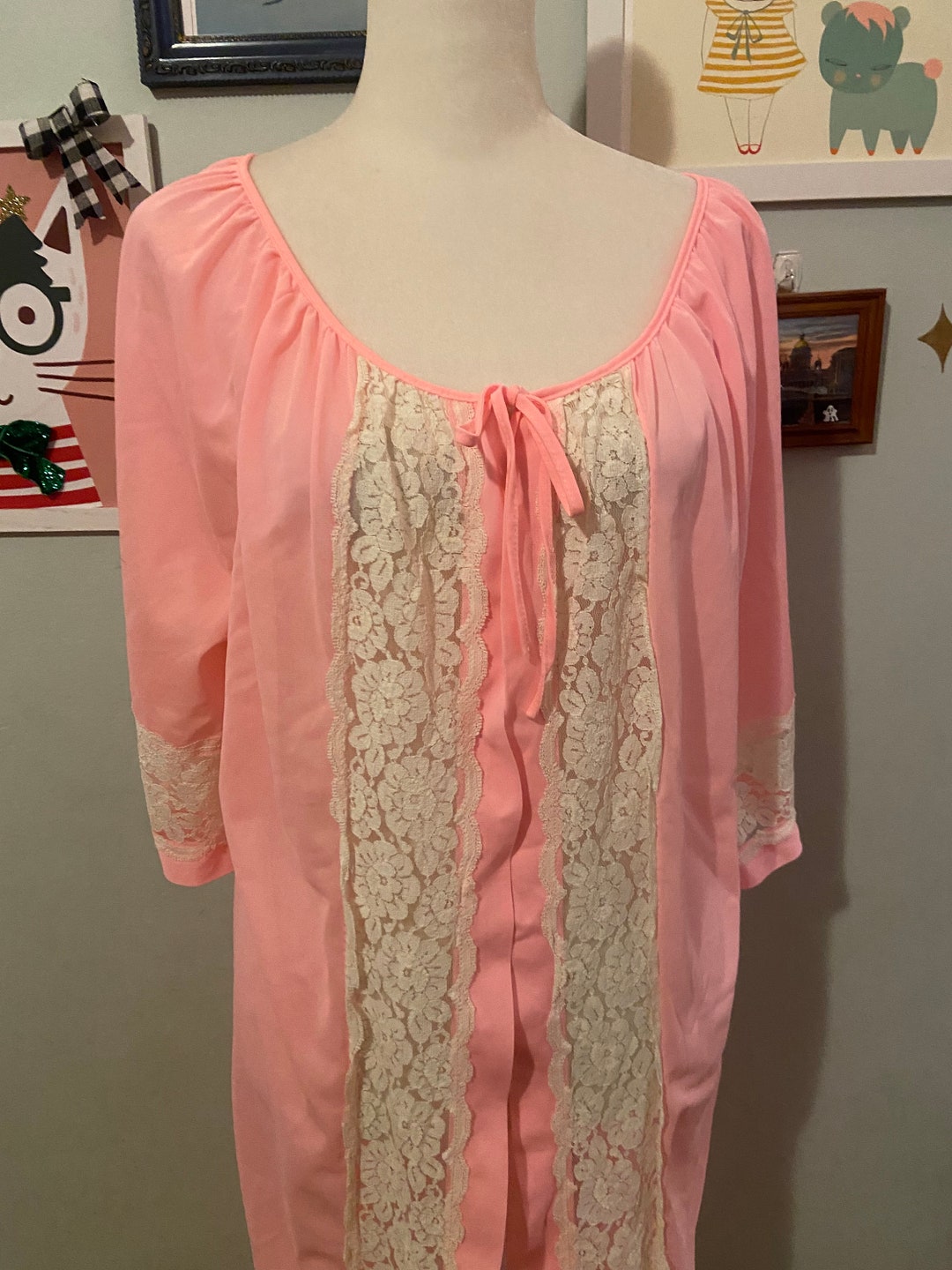 Vintage Sheer Pink Robe With Lace Details - Etsy