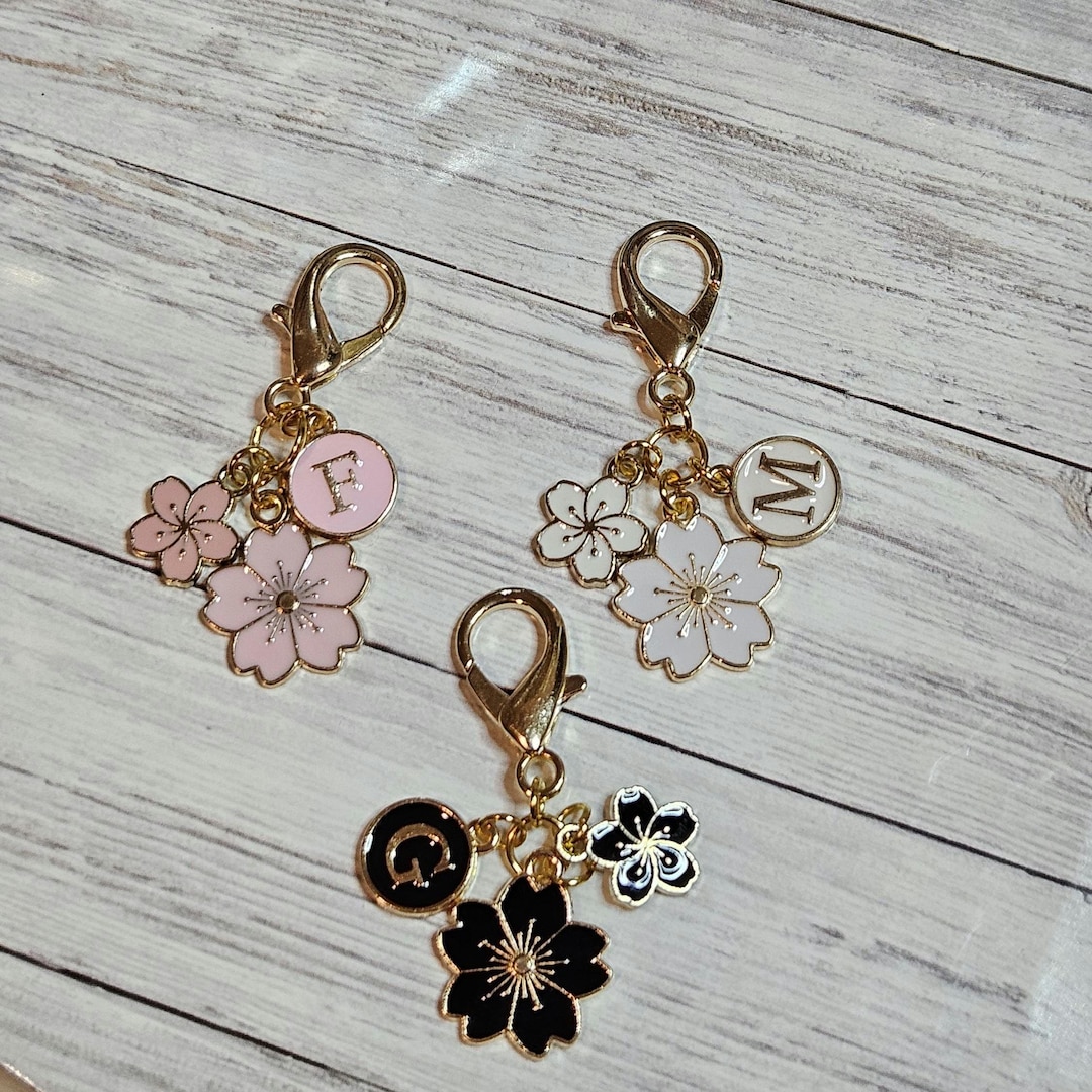 Flower Keychain Charm, Personalized Badge Charm, White Flower Charm ...