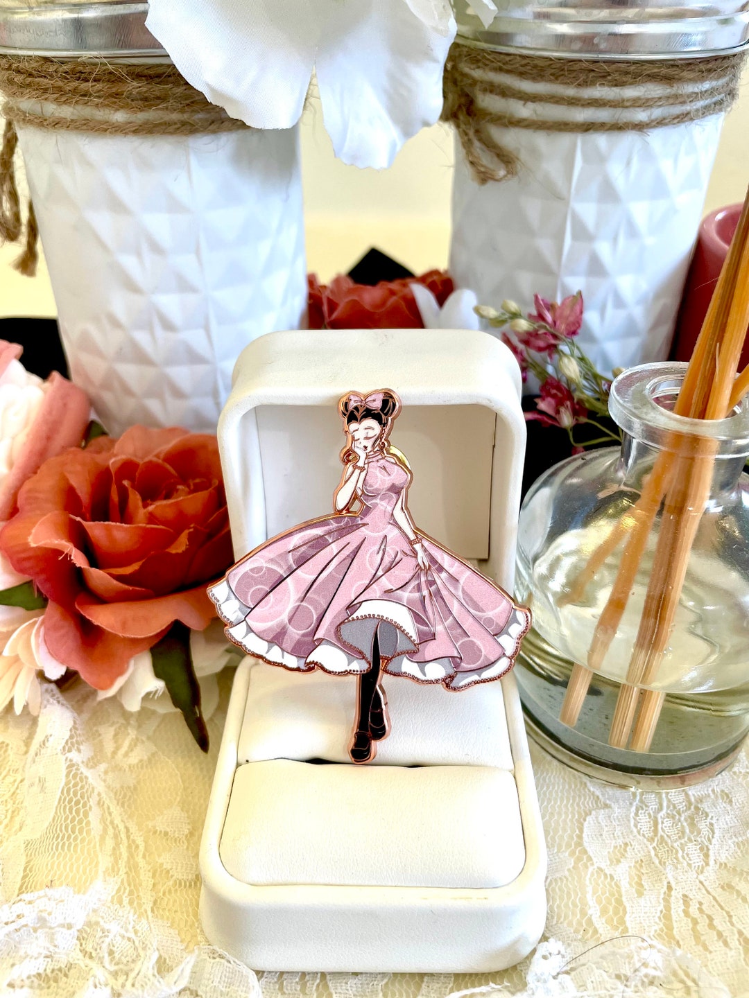 Bow Be Mine Minnie Mouse Pin Fantasy Pin - Etsy