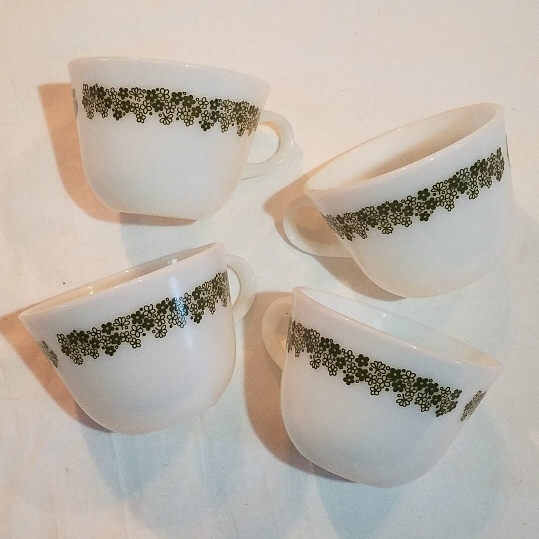 Vintage Corning Tea Cups Mugs, Set of 4, Crazy Daisy Pattern, Green ...