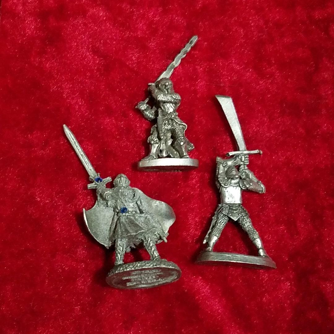 Vintage Lot of 3 Knight Statues, Wearing Armor, Holding Swords, Pewter ...