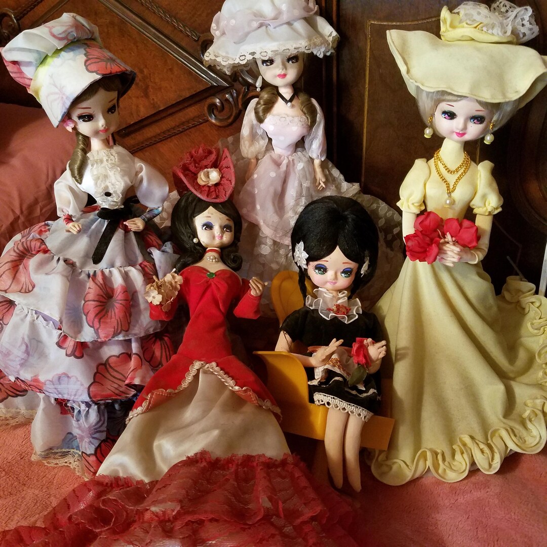 Vintage Lot of 5 Bradley Dolls, 1970's, Made in Korea, 1 Musical Doll ...