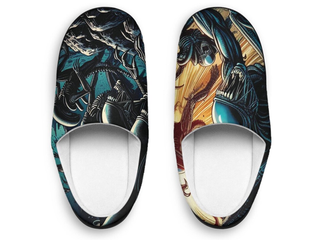 Alien Xenomorph Comic Book Style Slippers, Men's Sci-fi Creature Home ...