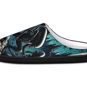 Alien Xenomorph Comic Book Style Slippers, Men's Sci-fi Creature Home ...