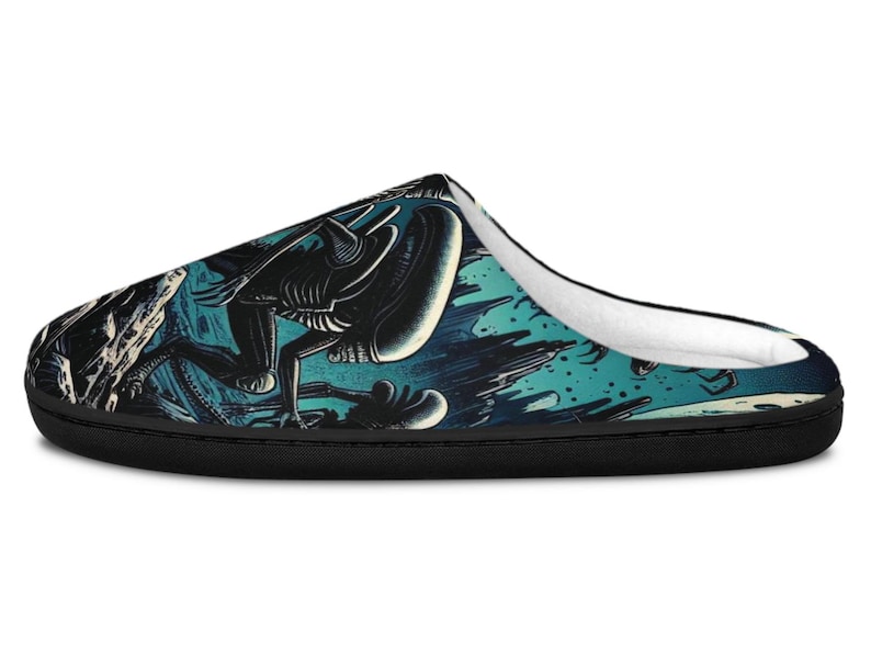 Alien Xenomorph Comic Book Style Slippers, Men's Sci-fi Creature Home ...