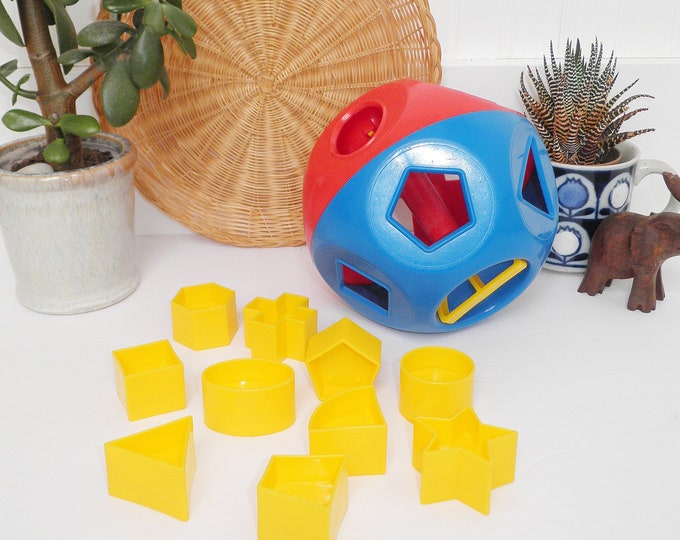 Vintage 1970s Tupperware Shape Sorter Sorting Ball Children's Toy Shape ...
