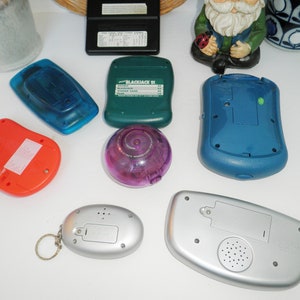 Vintage Electronic Handheld Games Y2K Poker Blackjack Solitaire TETRIS ...