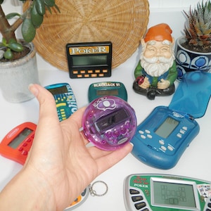 Vintage Electronic Handheld Games Y2K Poker Blackjack Solitaire TETRIS ...