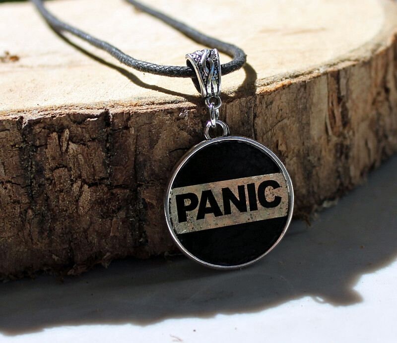 DON'T WORRY Just PANIC Panic Button Necklace Infinity - Etsy UK