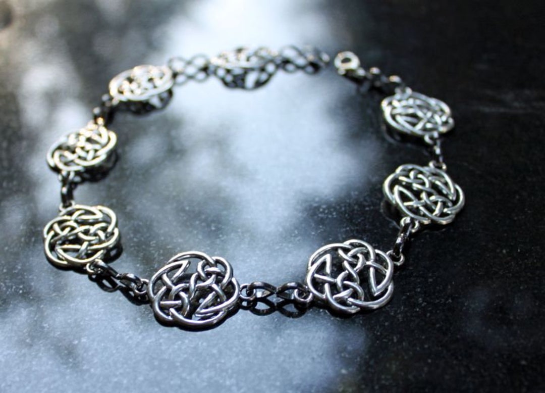 RINGS OF INFINITY - Celtic Knot Choker, Irish, Celtic Charm Link ...