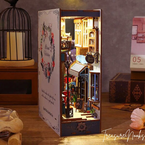Book Nook Kit - Etsy