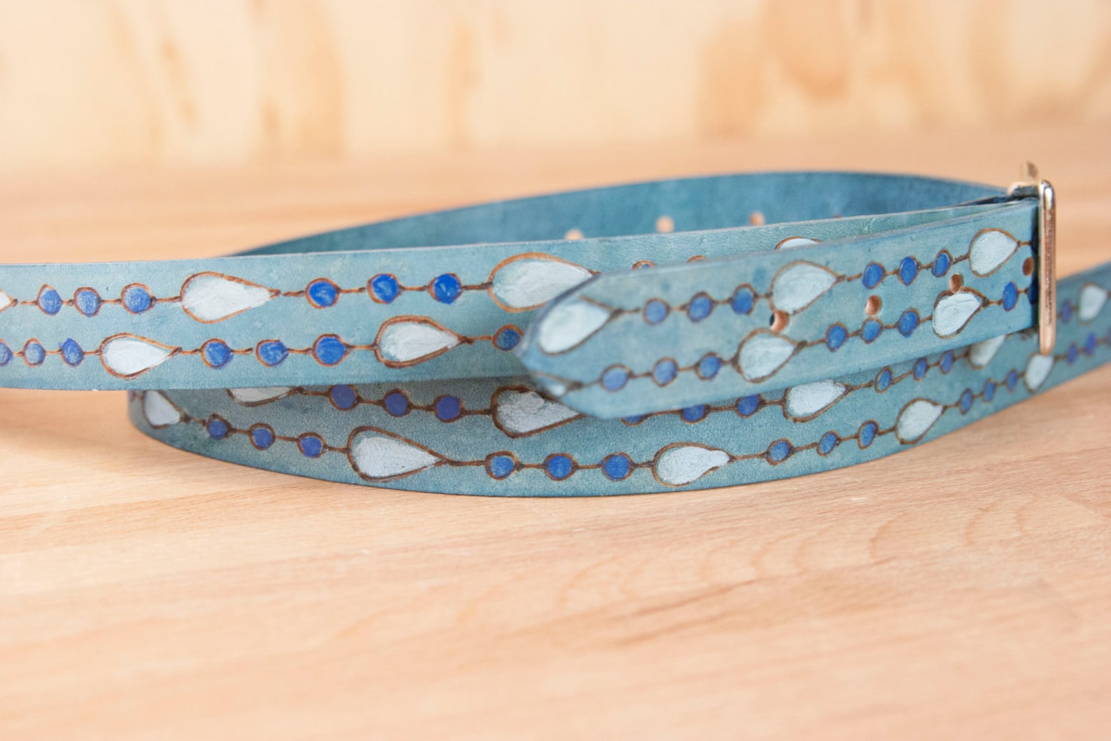 Mandolin Strap - Leather With Modern Raindrops in Blue and White ...