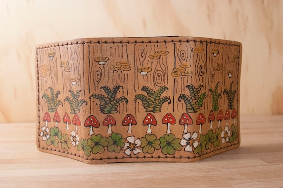 Leather Trifold Wallet Mens or Womens Wallet With Shamrocks | Etsy