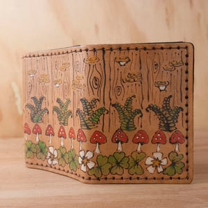 Leather Trifold Wallet - Mens or Womens Wallet With Shamrocks ...