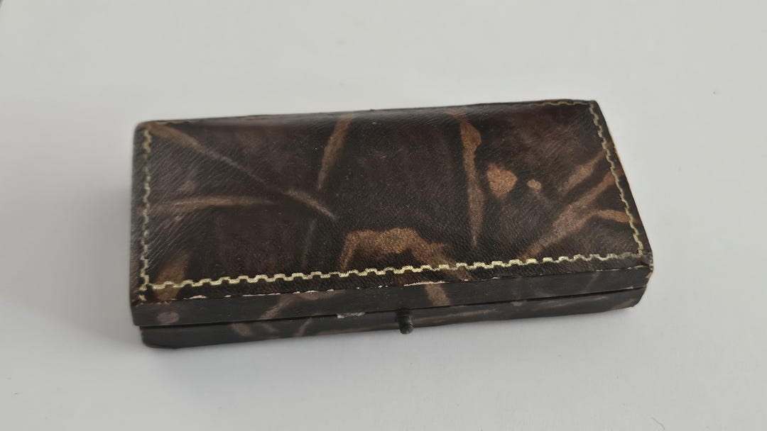 Vintage Antique Leather Tooled Gold Trim Leonard & Hyman Jewellery ...