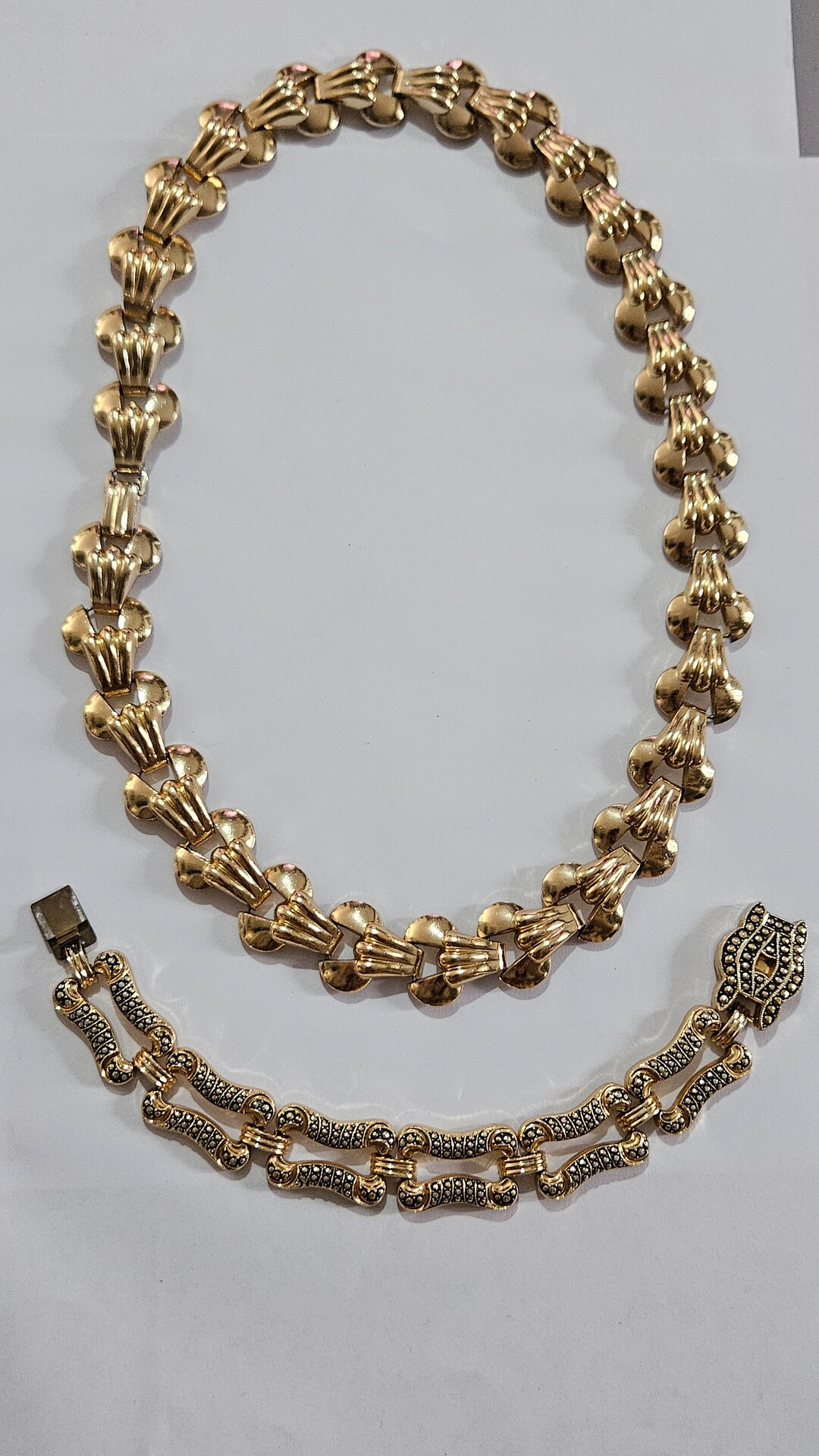 Vintage Ges Gesch 1940s Gold Tone Metal Bracelet & Unsigned Necklace - Etsy