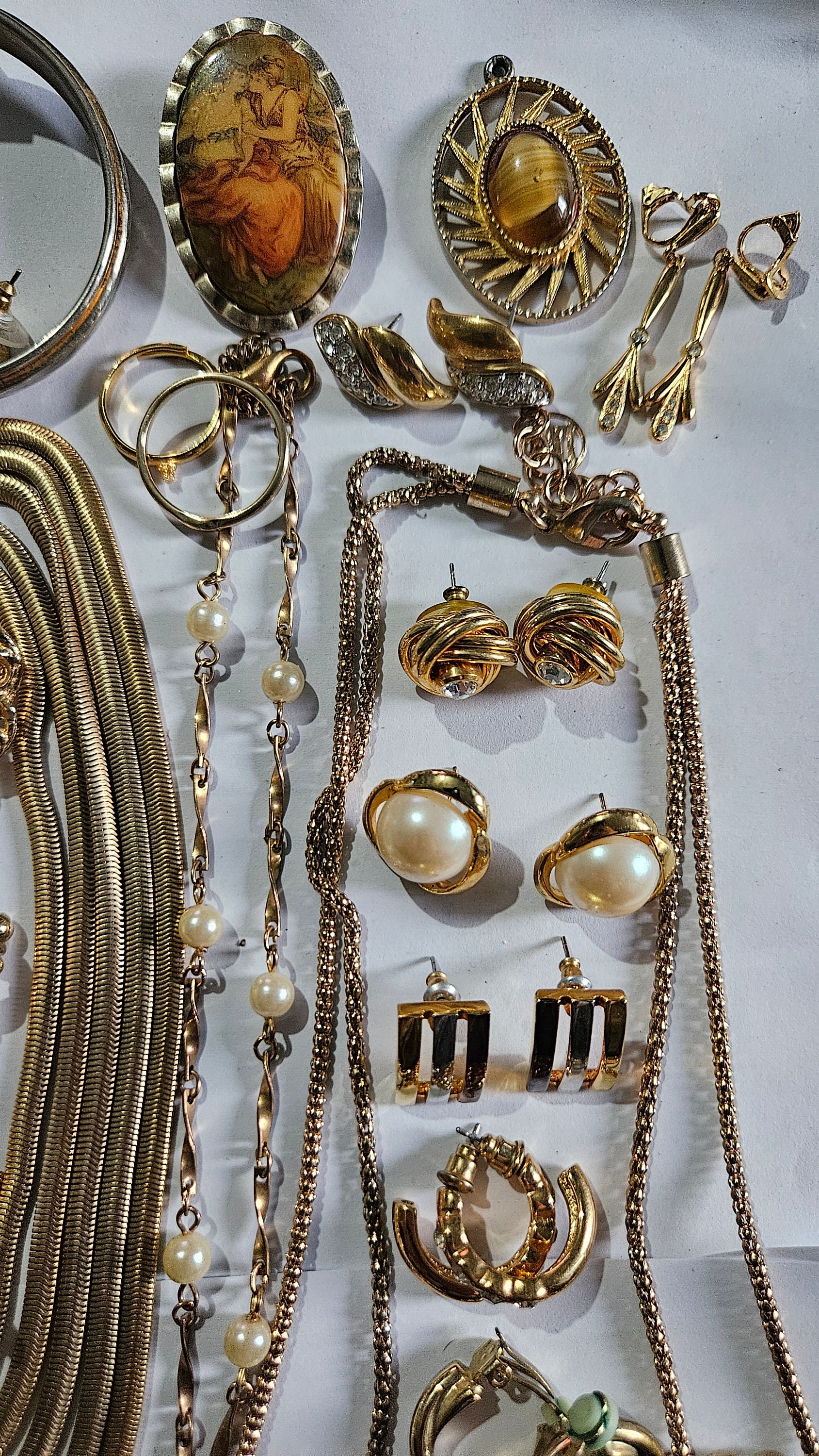 Vintage & Modern Gold Tone Plated Mixed Jewellery Joblot Collection ...