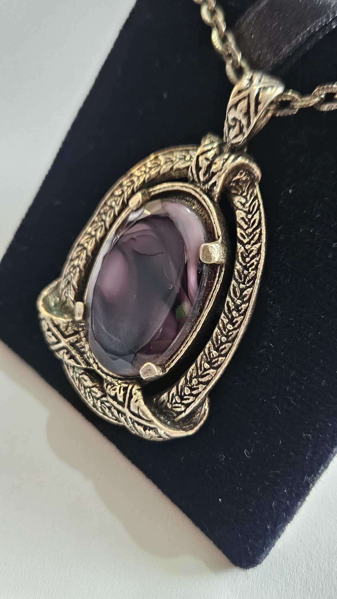 Vintage Miracle Scottish Sash Celtic Style Pendant and Chain, Marbled ...