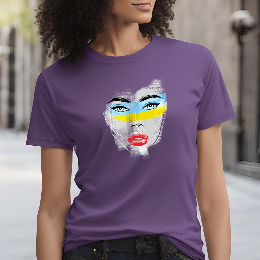 Women's Artistic Face Graphic T-shirt Abstract Feminine Design Tee ...