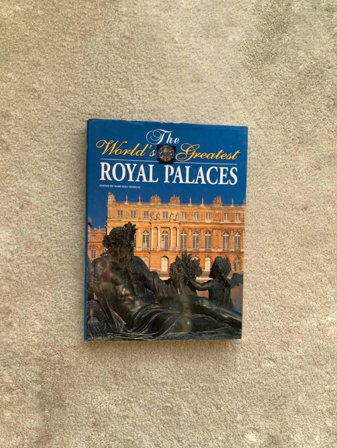 The World's Greatest Royal Palaces Book | Beautifully Illustrated ...