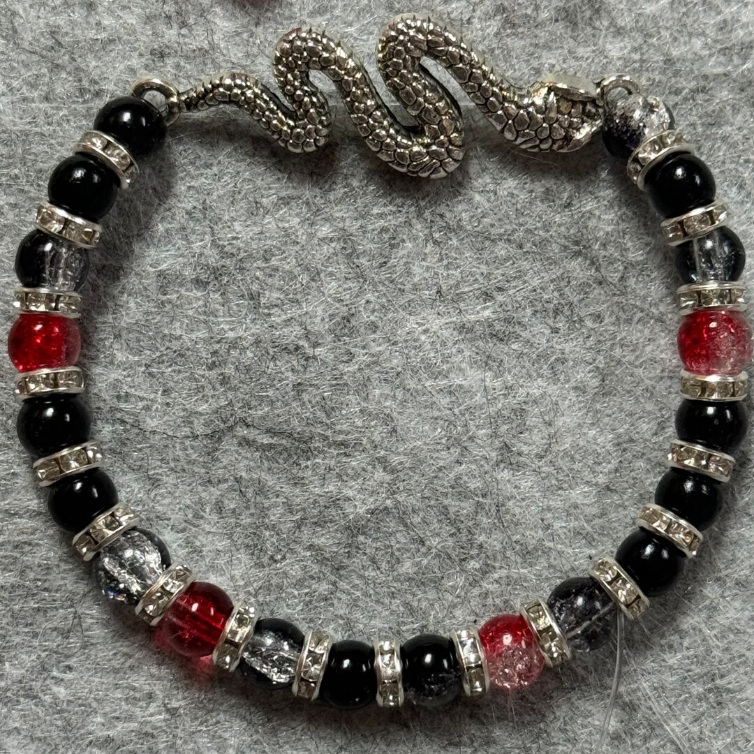 Reputation Christmas Gift or Stocking Stuffer Bracelet, Taylor Insoired ...