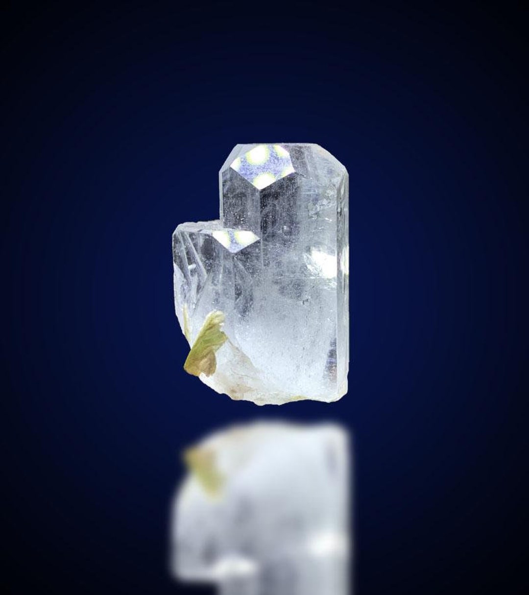 Natural Transparent Sky Blue Twin Aquamarine Crystal With Muscovite ...