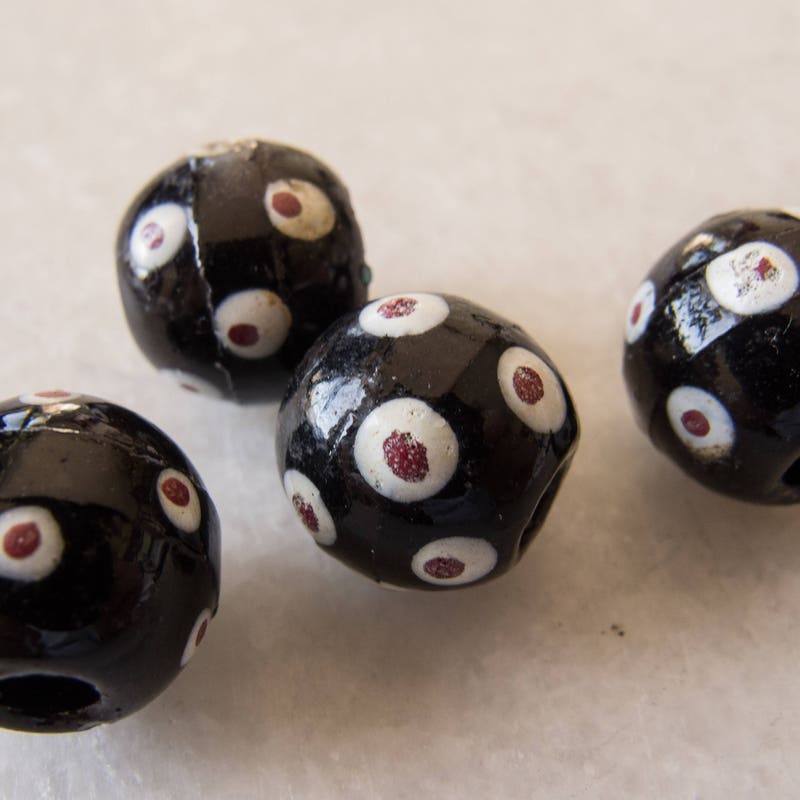Skunk Beads - Etsy