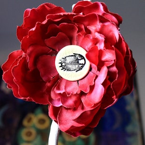 Trilobite Flower Hair Clip in Dark Pink - Etsy