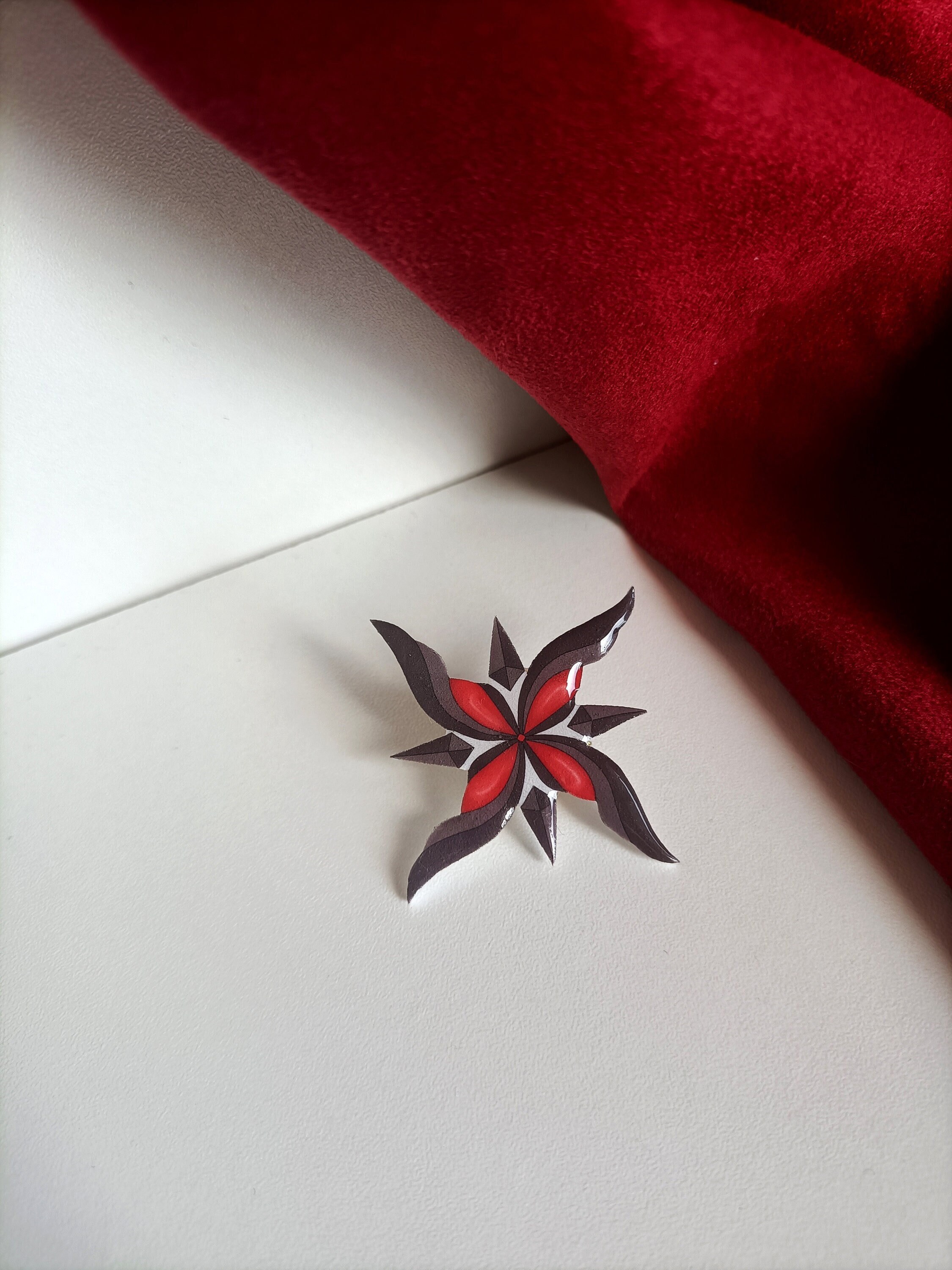 Arlecchino Genshin Impact Pin Cross Fatui Cosplay - Etsy