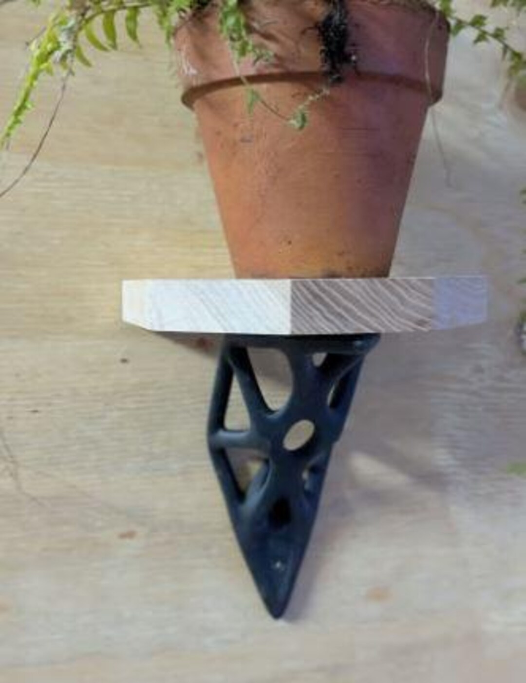 Modern Organic Shelf Bracket - 3D Printed Voronoi Style Wall Support ...