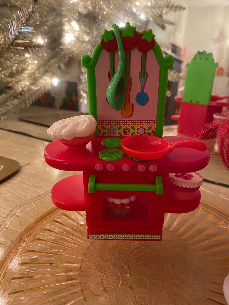 Strawberry Shortcake and Kitchen Set - Etsy