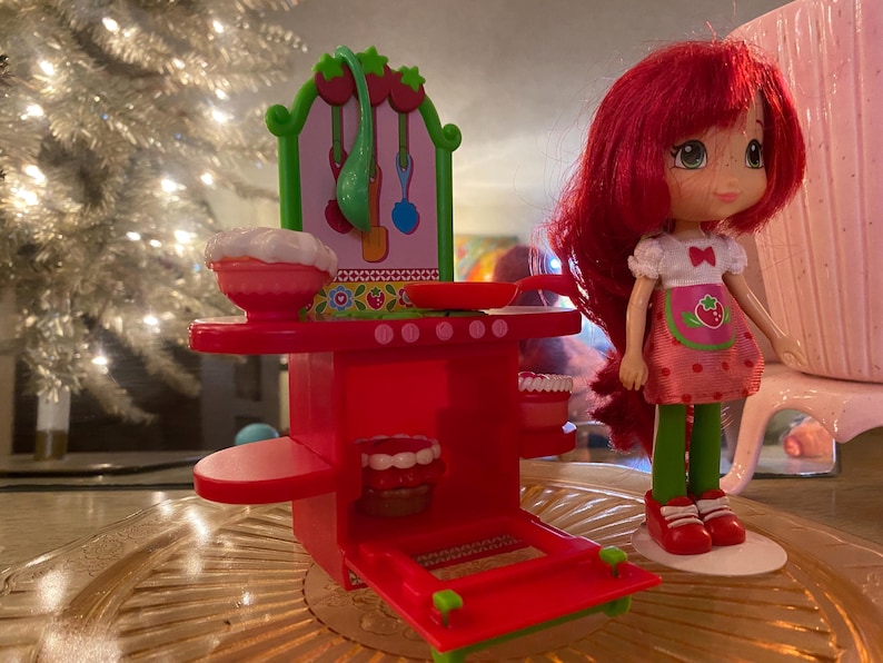 Strawberry Shortcake and Kitchen Set - Etsy