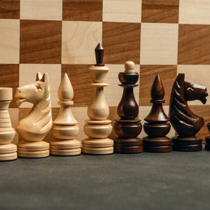 Classic Wooden Chess Pieces Set | Timeless Design Chess Set | Chess ...