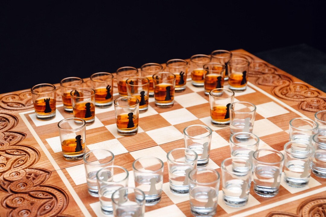 Fun Chess Game With Shot Glasses – Unique Drinking Chess Set With ...