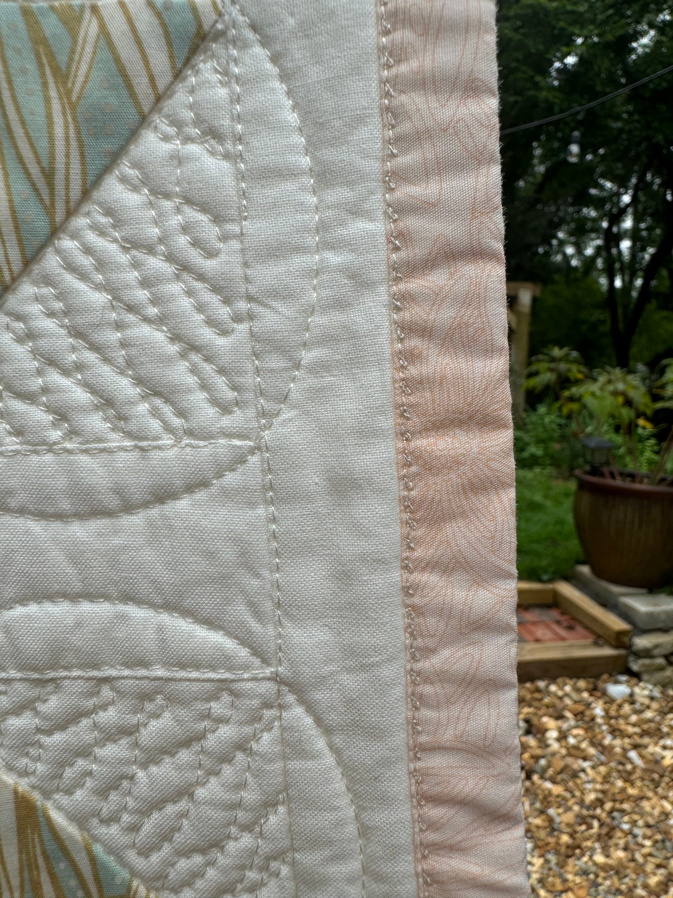 Cozy Shoo Fly Crib Quilt in Cream, Muted Pink, Green and Corals. - Etsy