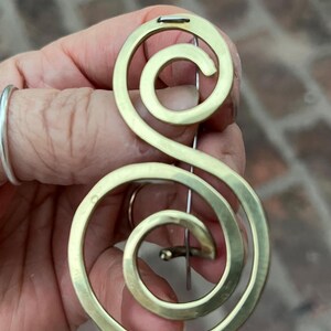 Personalized Single Initial Brooch - Etsy
