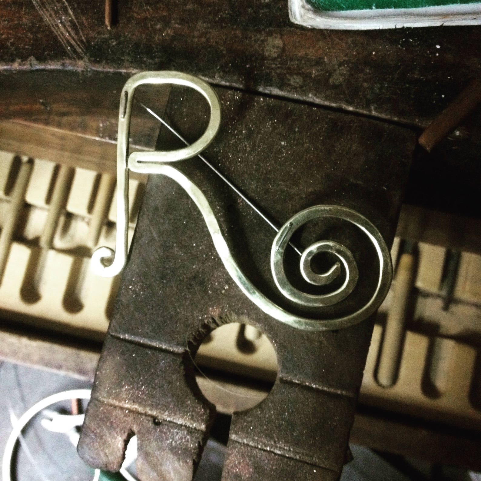 Personalized Single Initial Brooch - Etsy