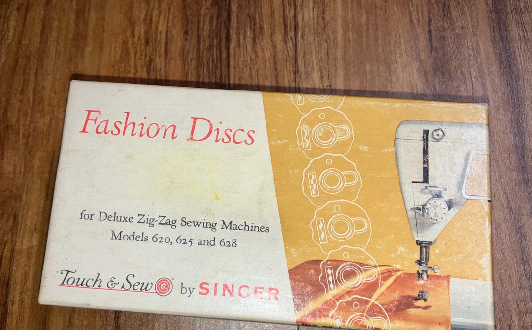 Rare Vintage Set of 12 Singer Fashion Discs for Deluxe Zig Zag Machines ...
